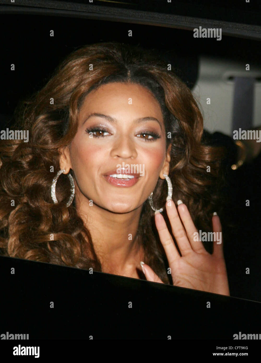 Dec 19, 2006; New York, NY, USA; Singer/actress BEYONCE KNOWLES poses ...