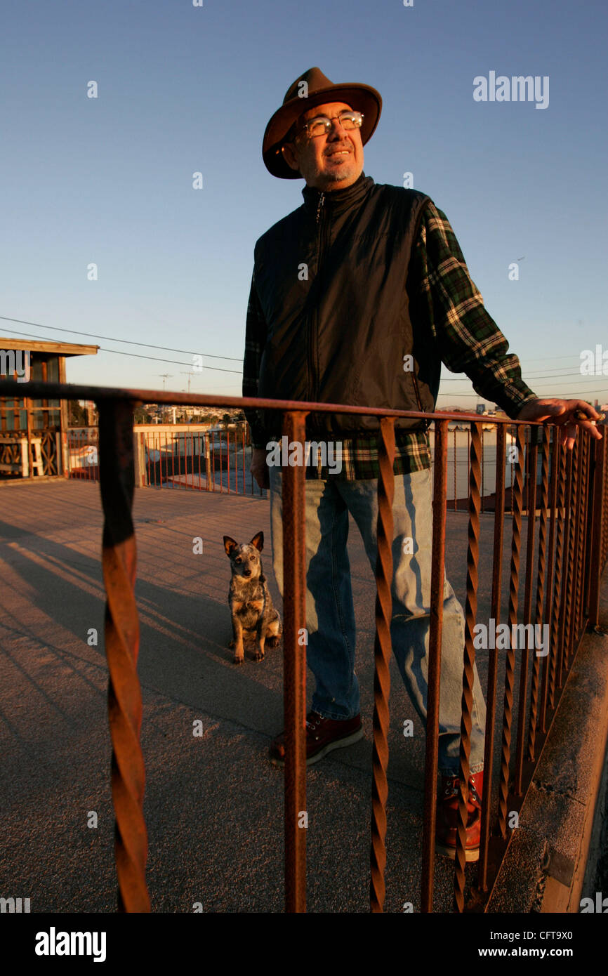December 20, 2006 , Tjjuana,-Tijuana artist LUIS ITUARTE is the driving ...