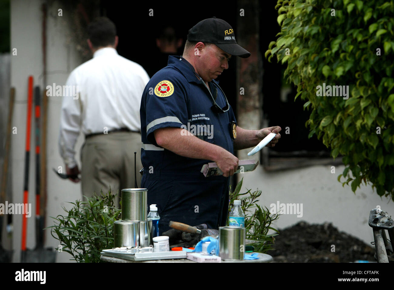 122206 MET FIRE - Story Slug/Project Headline - Photo by Brian Lehmann ...