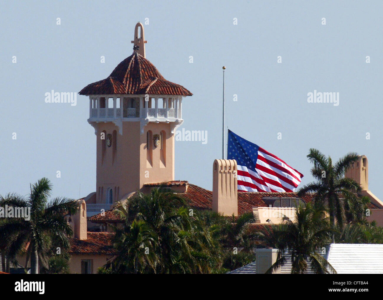 122806 met flag 2of2 --Staff Photo by Uma Sanghvi/The Palm Beach Post ...