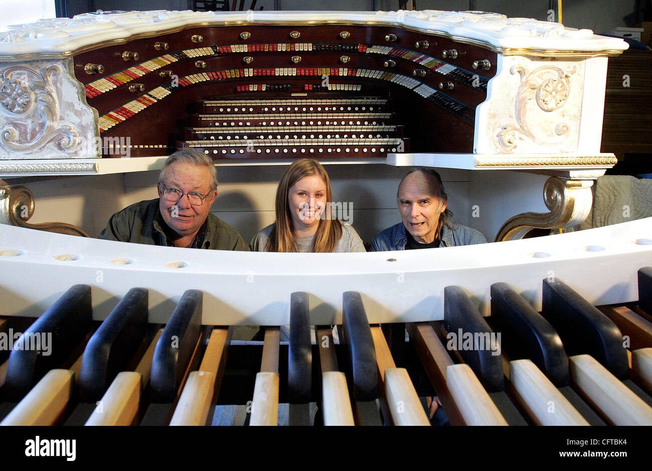 January 2, 2007 Ramona, CA Work has progressed on the Morton Wonder ...