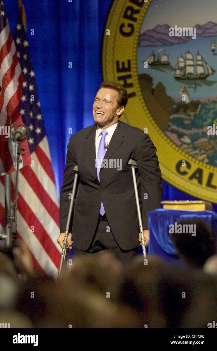 California Governor Arnold Swarzenegger is formally introduced before ...