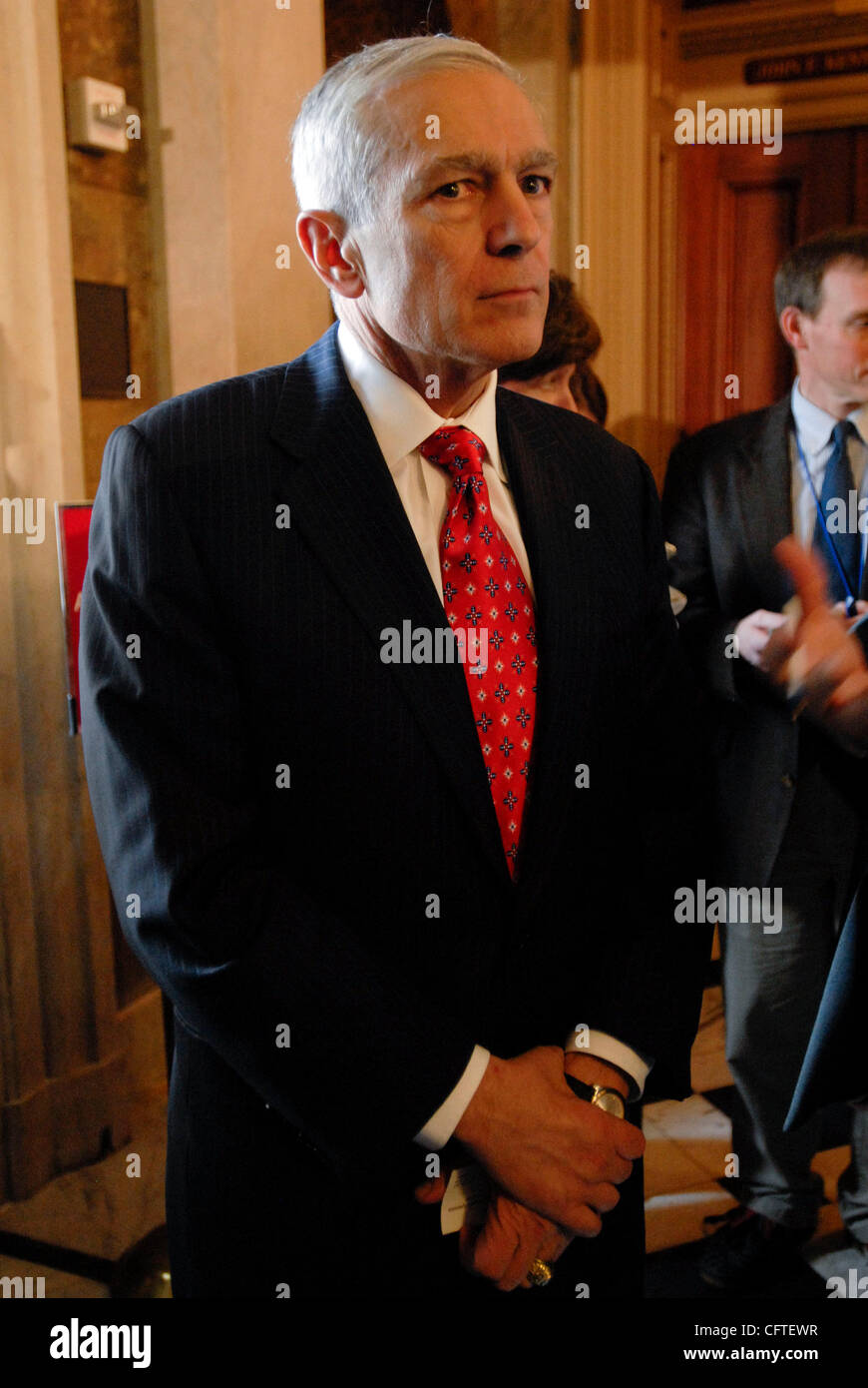 Retired general wesley clark hi-res stock photography and images - Alamy