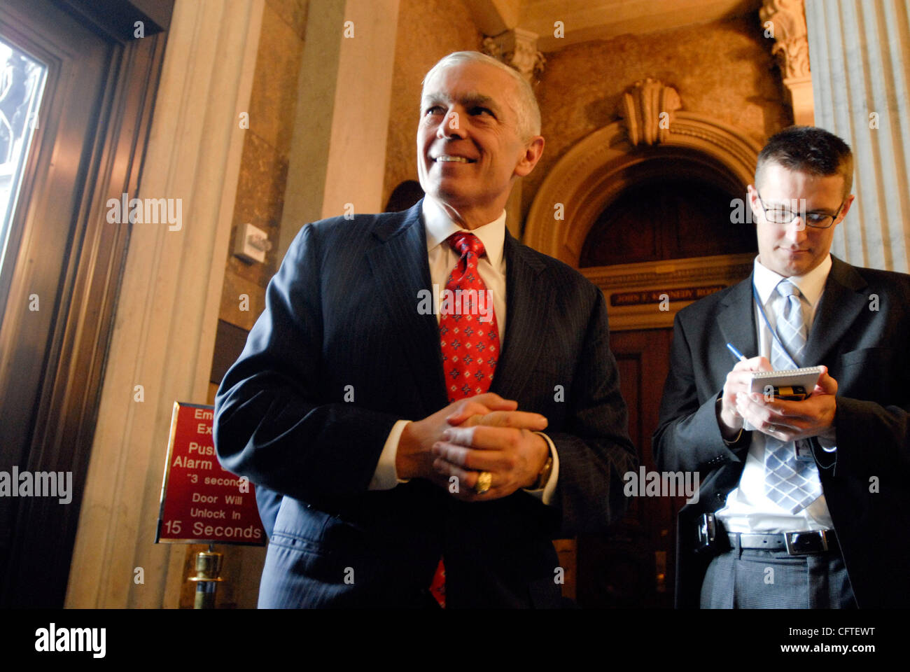 Jan 10, 2007 - Washington, DC, USA - Retired General WESLEY CLARK talks ...