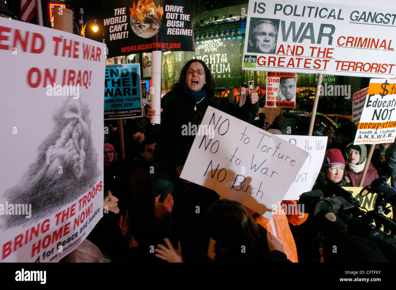 Hundreds of anti-war activists rally outside a Times Square recruiting ...