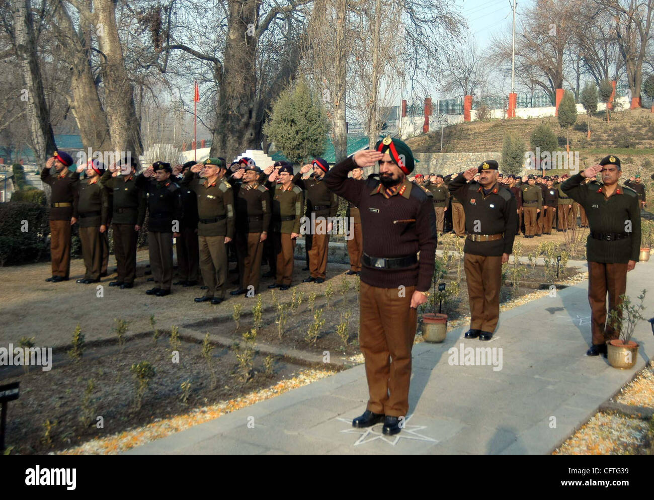 an indian GOC,15 Corps Lt.Gen.A.S.Sekhon and army officers salutes ...