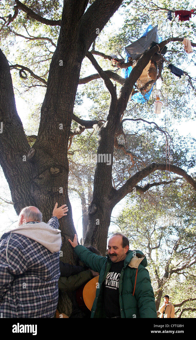 Paul Meyerhof and supporters of the large Oak trees in front of ...
