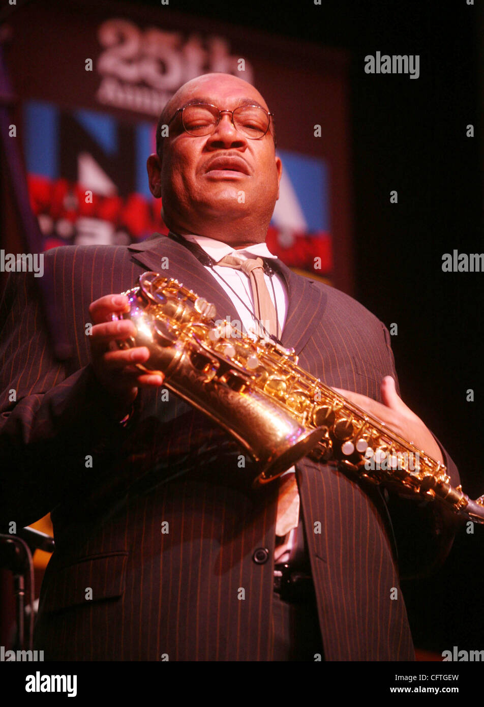 Jeff clayton hi-res stock photography and images - Alamy