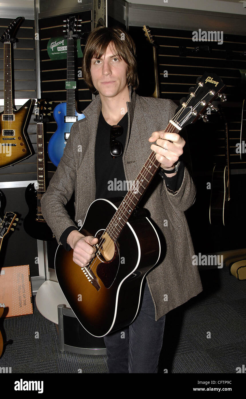 January 19, 2007; Anaheim, CA, USA; Musician CRAIG BONICH in the Gibson ...