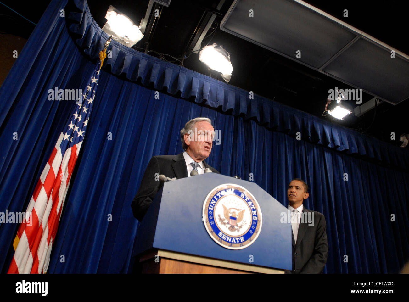 Tom harkin and barack obama hi-res stock photography and images - Alamy