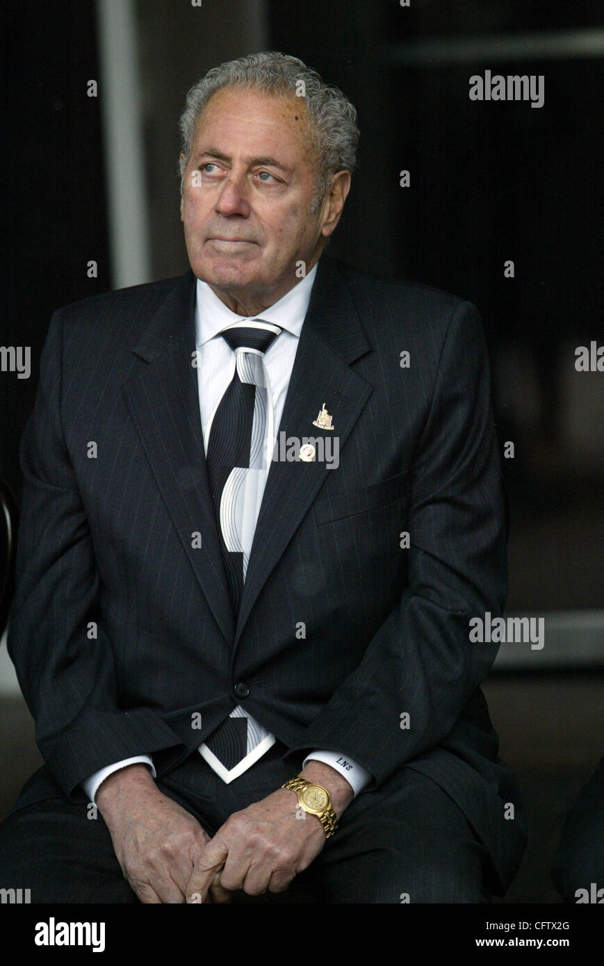 NYPA Trustee Leonard Spano. New York Power Authority marks a mejor ...