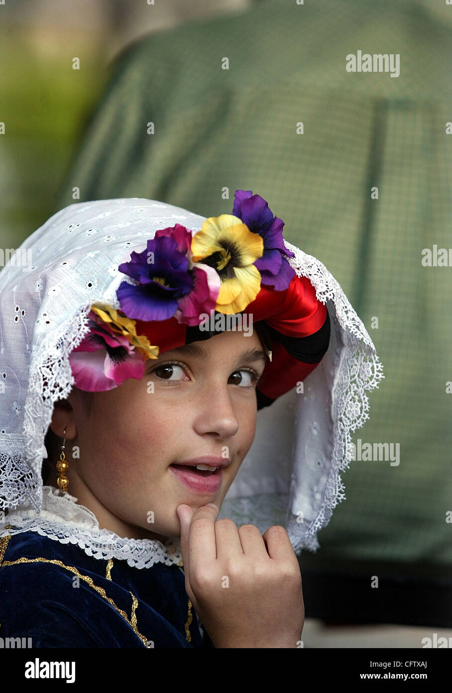 Greek syrtaki dance hi-res stock photography and images - Alamy