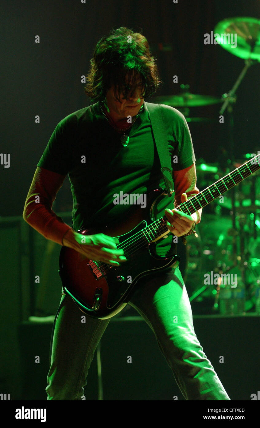 Former guitarist hi-res stock photography and images - Alamy