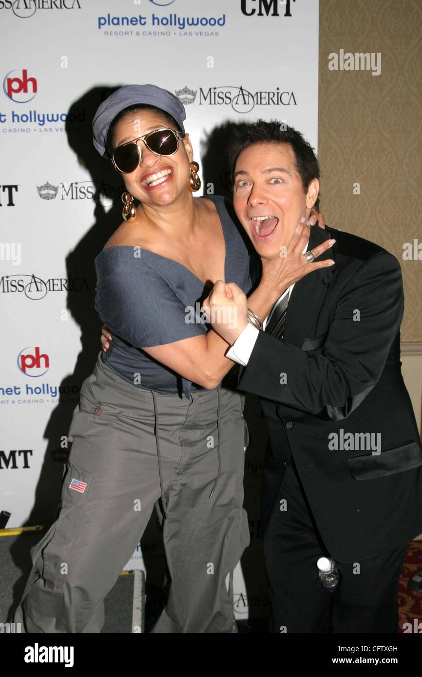 Jan. 27, 2007 - Hollywood, California, U.S. - K51507EG.MISS AMERICA ...