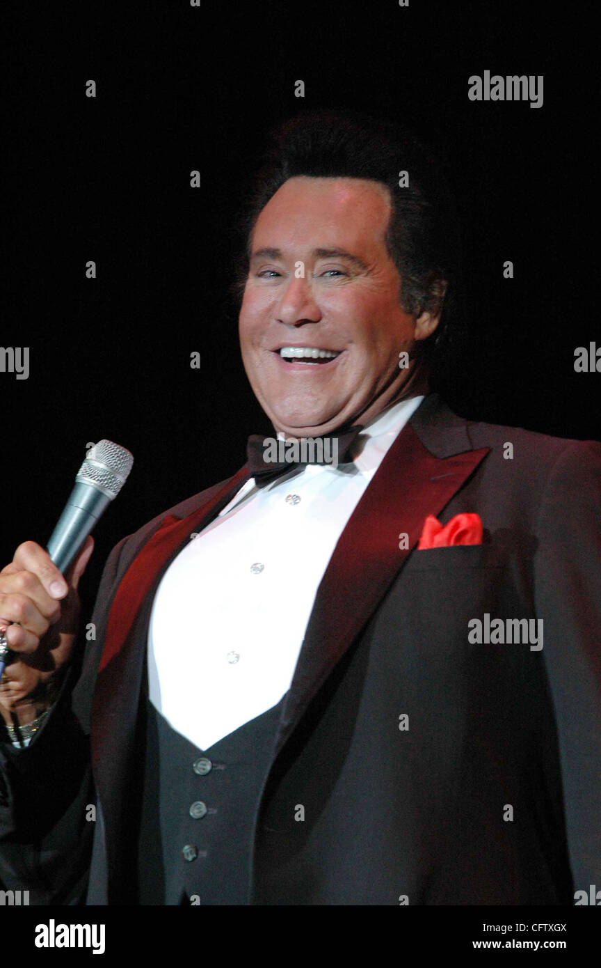 Wayne newton on hi-res stock photography and images - Alamy