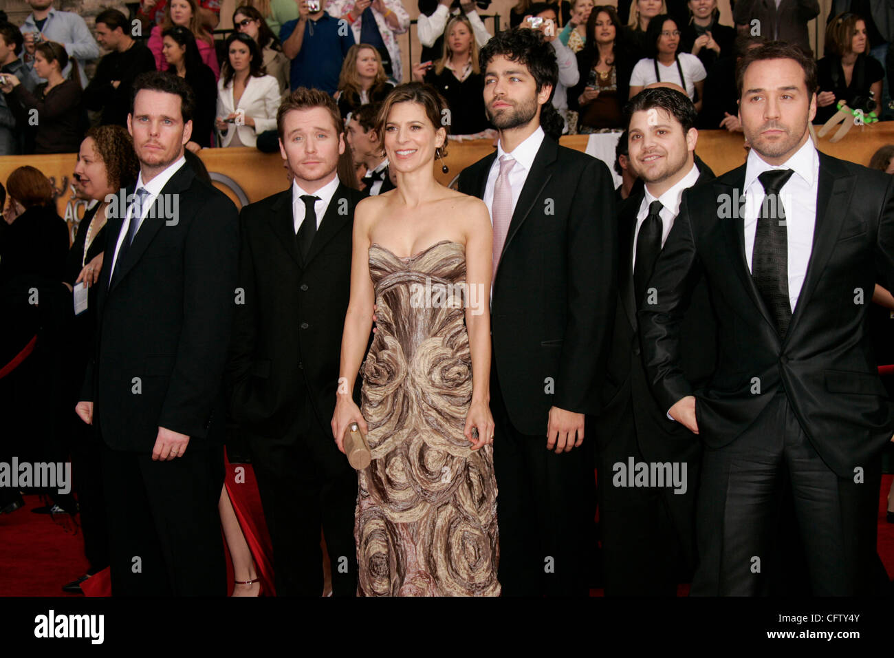 Jan 28, 2007; Los Angeles, CA, USA; SAG Awards 2007: Cast of 'ENTOURAGE ...