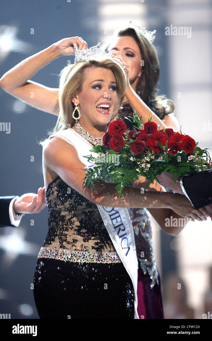 29 January 2007: LAUREN NELSON (20), Miss Oklahoma, Lawton, OK, reacts ...