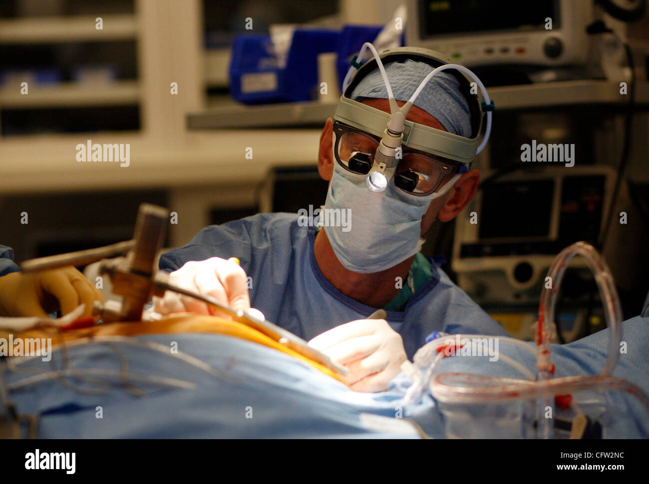 (Tampa 2/28/08)--5) Marc Bloom (cq), a cardiovascular and thoracic ...