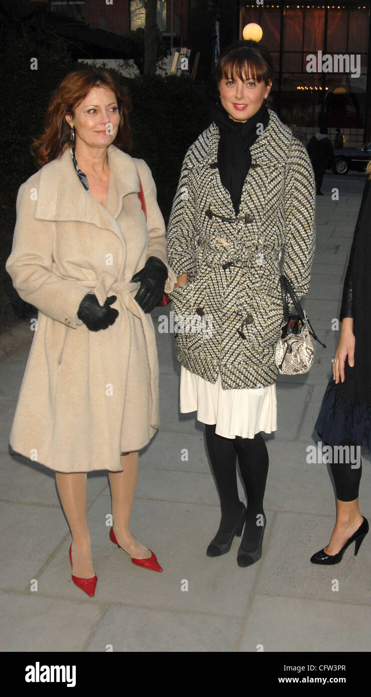 Feb 04, 2007; New York, NY, USA; SUSAN SARANDON with EVA AMURRI at the ...
