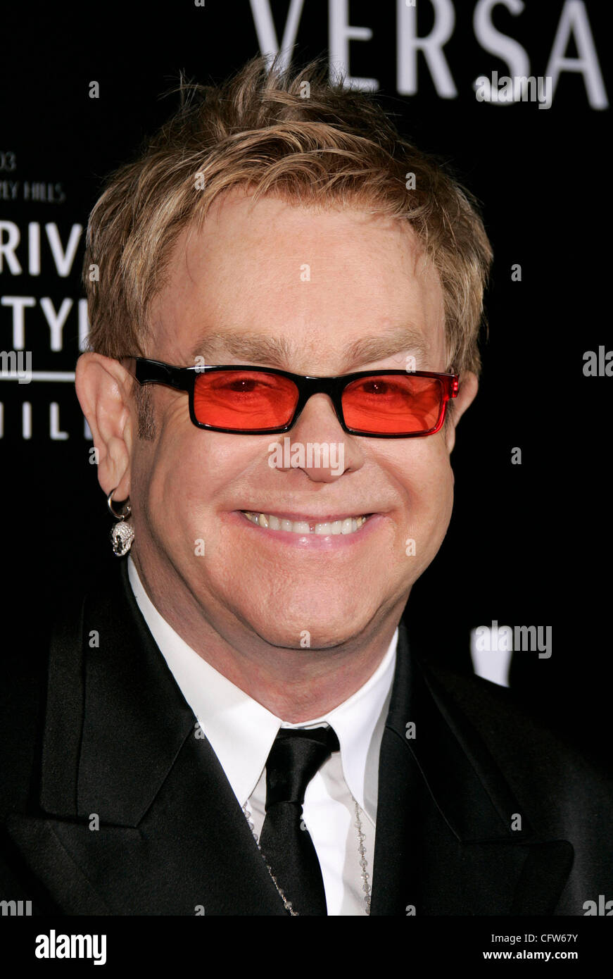 Feb 8,2007; Beverly Hills, California, USA; Musician SIR ELTON JOHN at ...