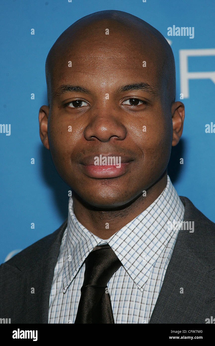 Feb 10, 2007; Beverly Hills, CA, USA; Actor LEONARD ROBERTS during ...