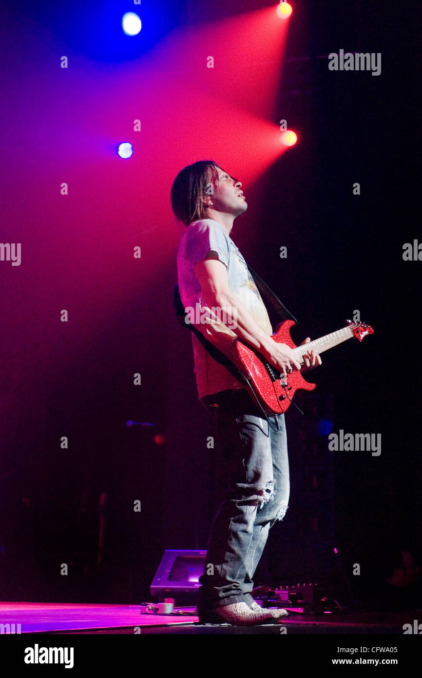 Mana in concert hi-res stock photography and images - Alamy