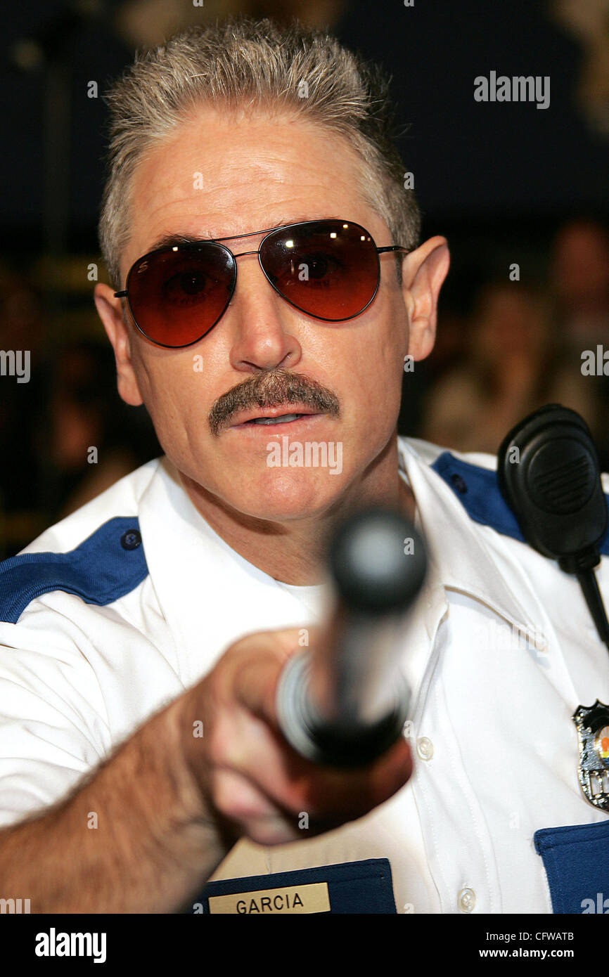 © 2007 Jerome Ware/Zuma Press Actor CARLOS ALAZRAQUI during arrivals at ...