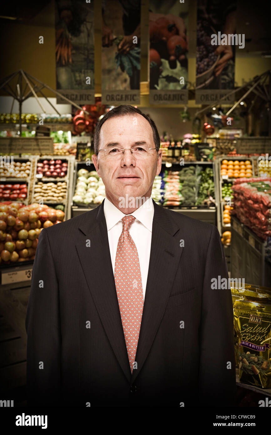 Feb 19, 2007 - Alamo, California, USA - Safeway CEO STEVEN BURD poses ...