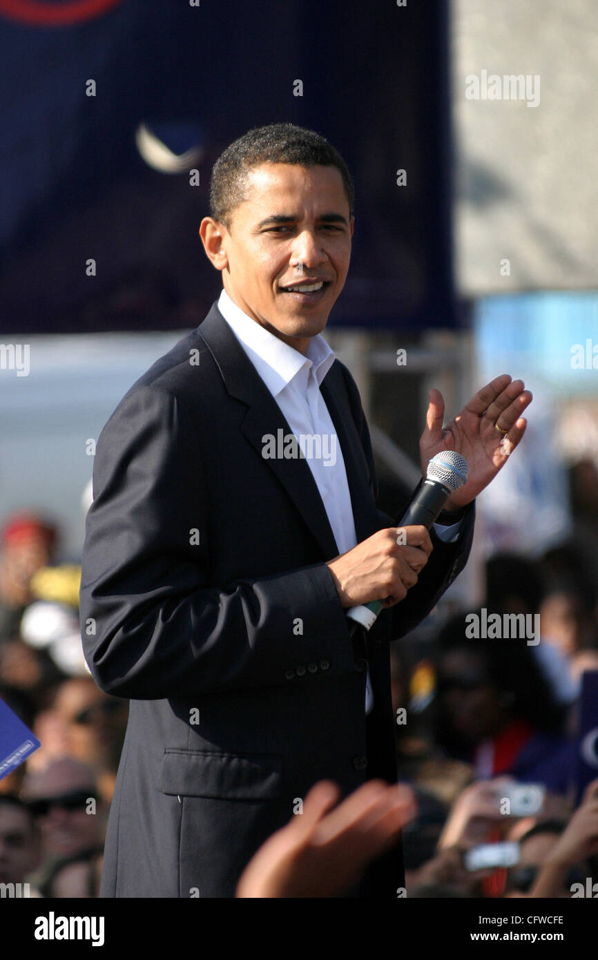 Feb 20, 2007; Los Angeles, CA, USA; Democratic presidential hopeful ...