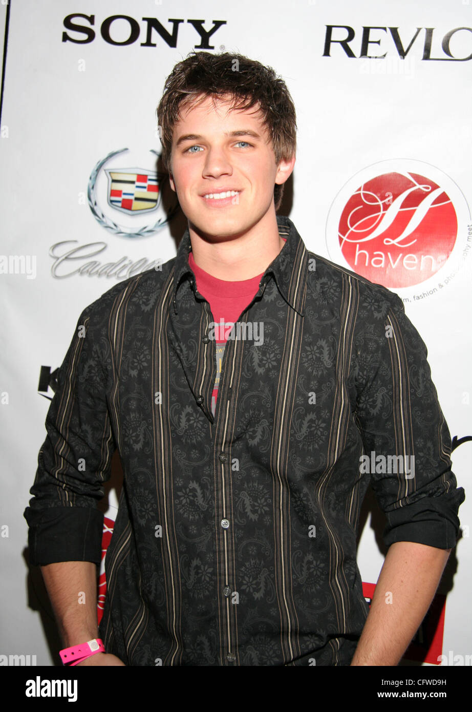 Feb 21, 2007; Los Angeles, CA, USA; MATT LANTER arriving at Signature ...
