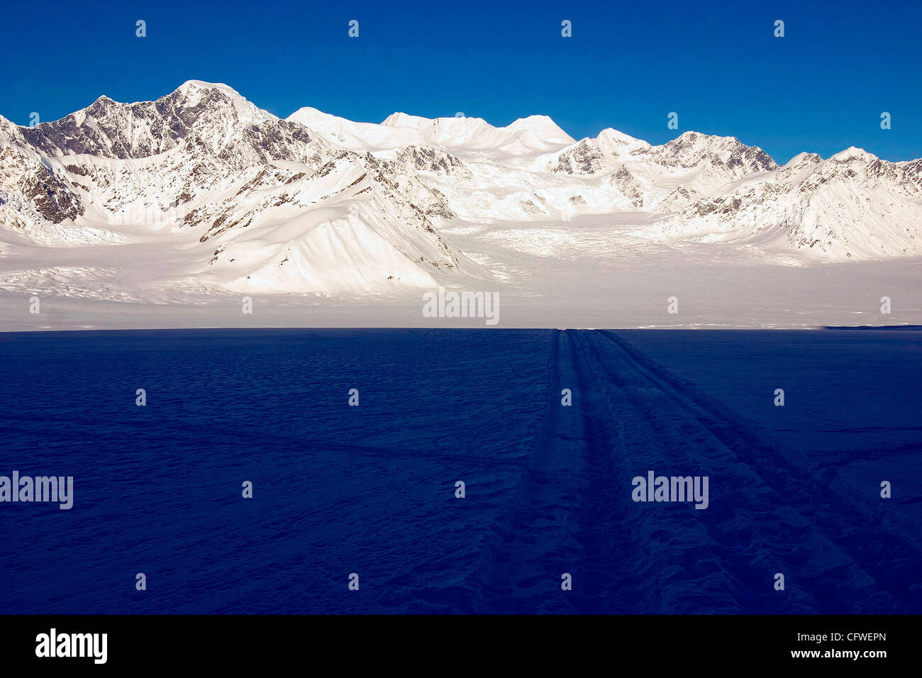 The Don Sheldon amphitheater below Mt. McKinley Stock Photo - Alamy