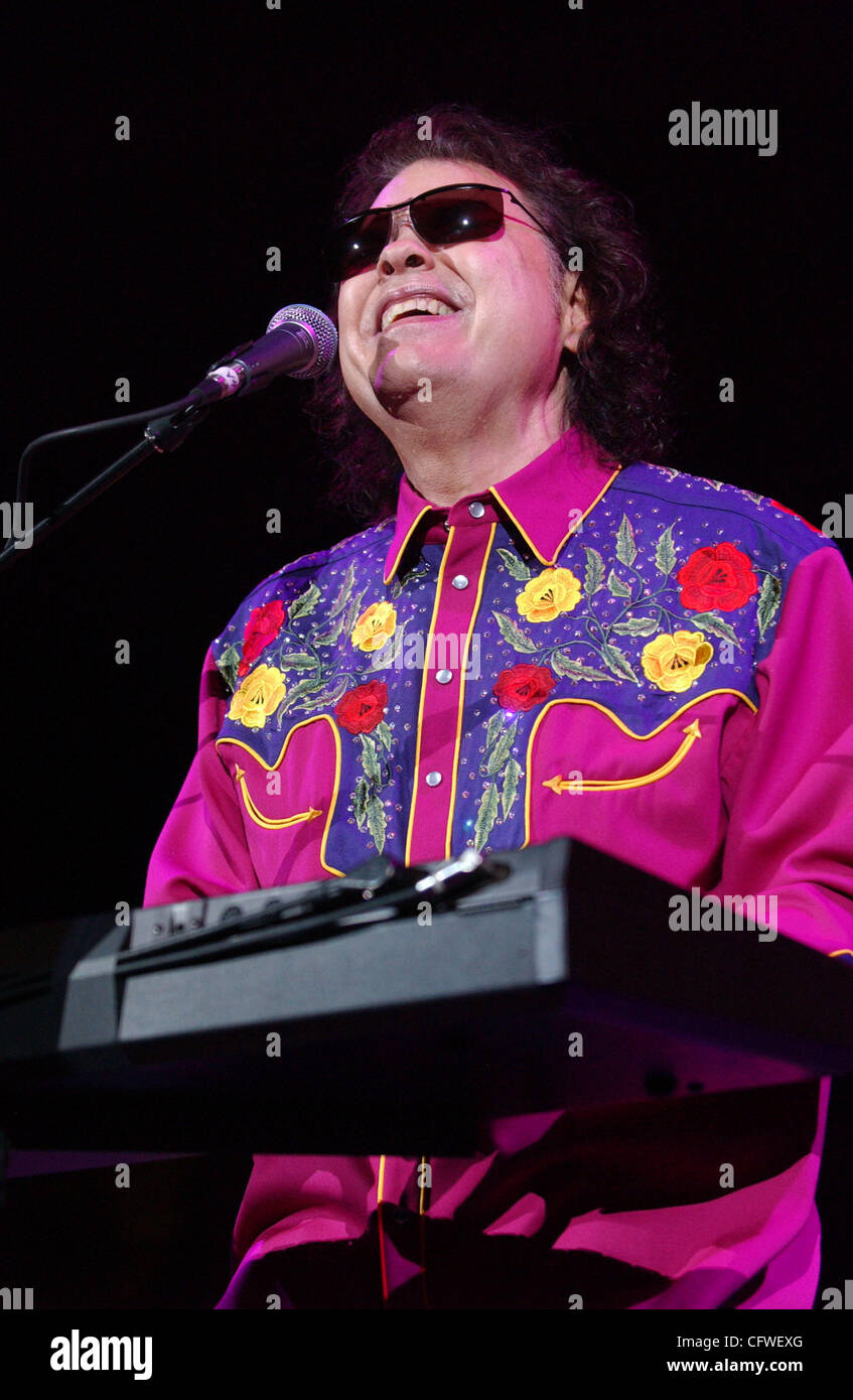 Feb. 24, 2007; N. Charleston, SC USA; Legendary Musician RONNIE MILSAP ...