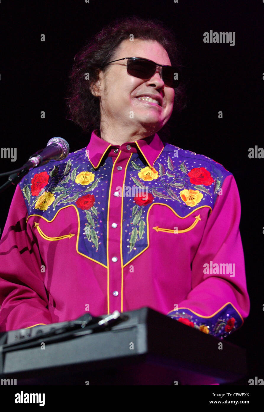 Feb. 24, 2007; N. Charleston, SC USA; Legendary Musician RONNIE MILSAP ...