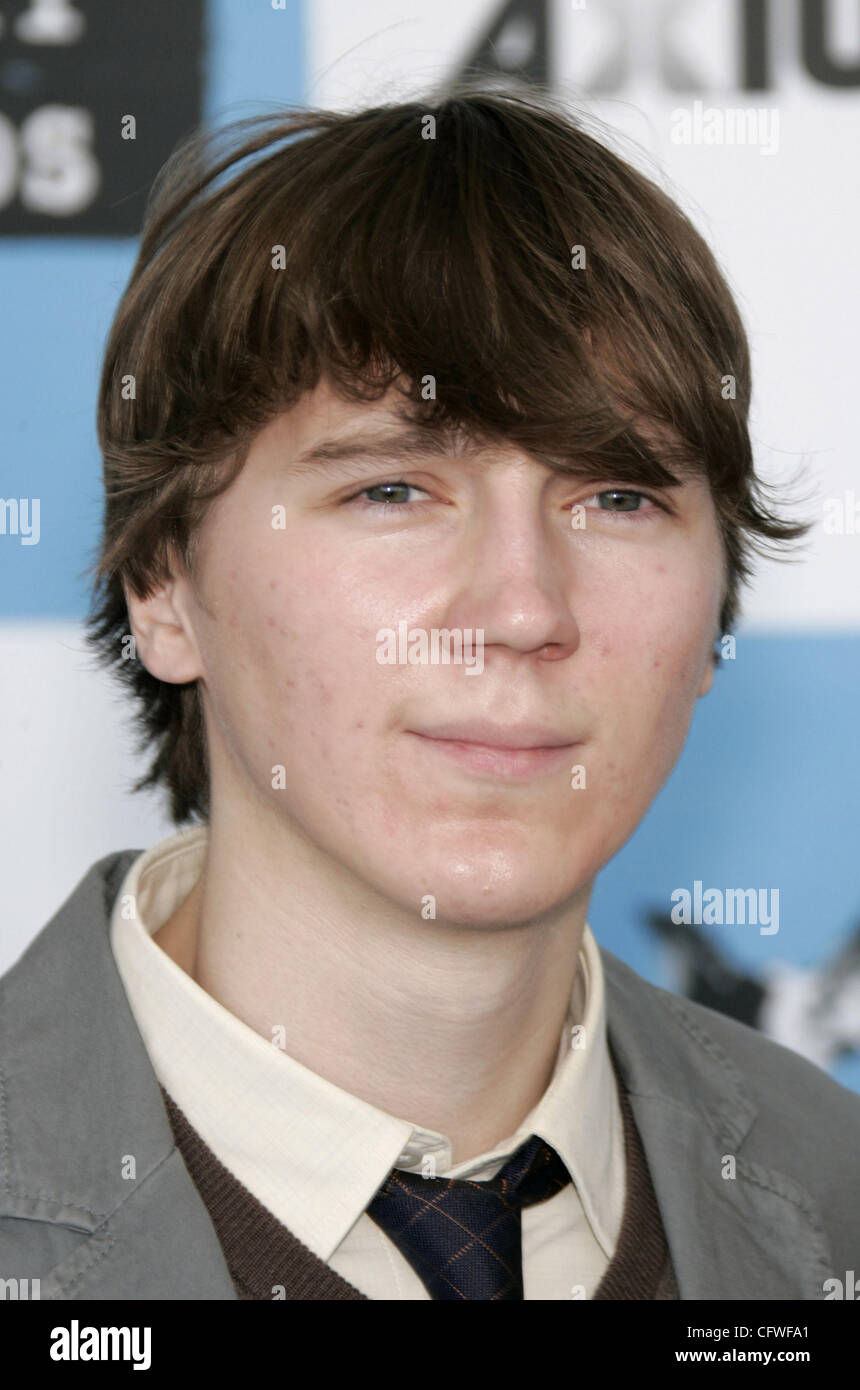 Paul dano at arrivals hi-res stock photography and images - Alamy