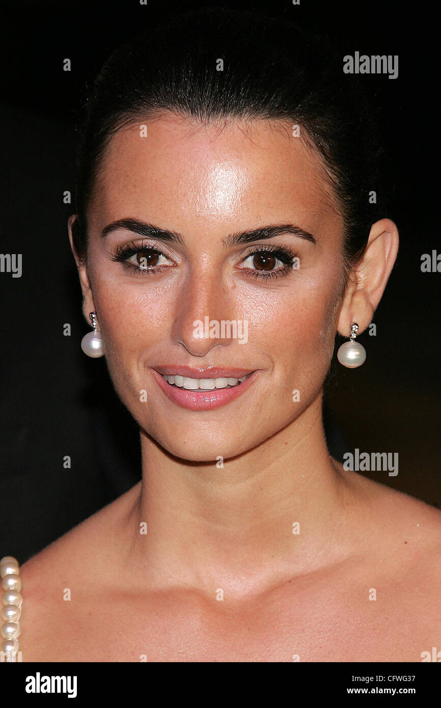 © 2007 Jerome Ware/Zuma Press PENELOPE CRUZ during arrivals at the 2007 ...