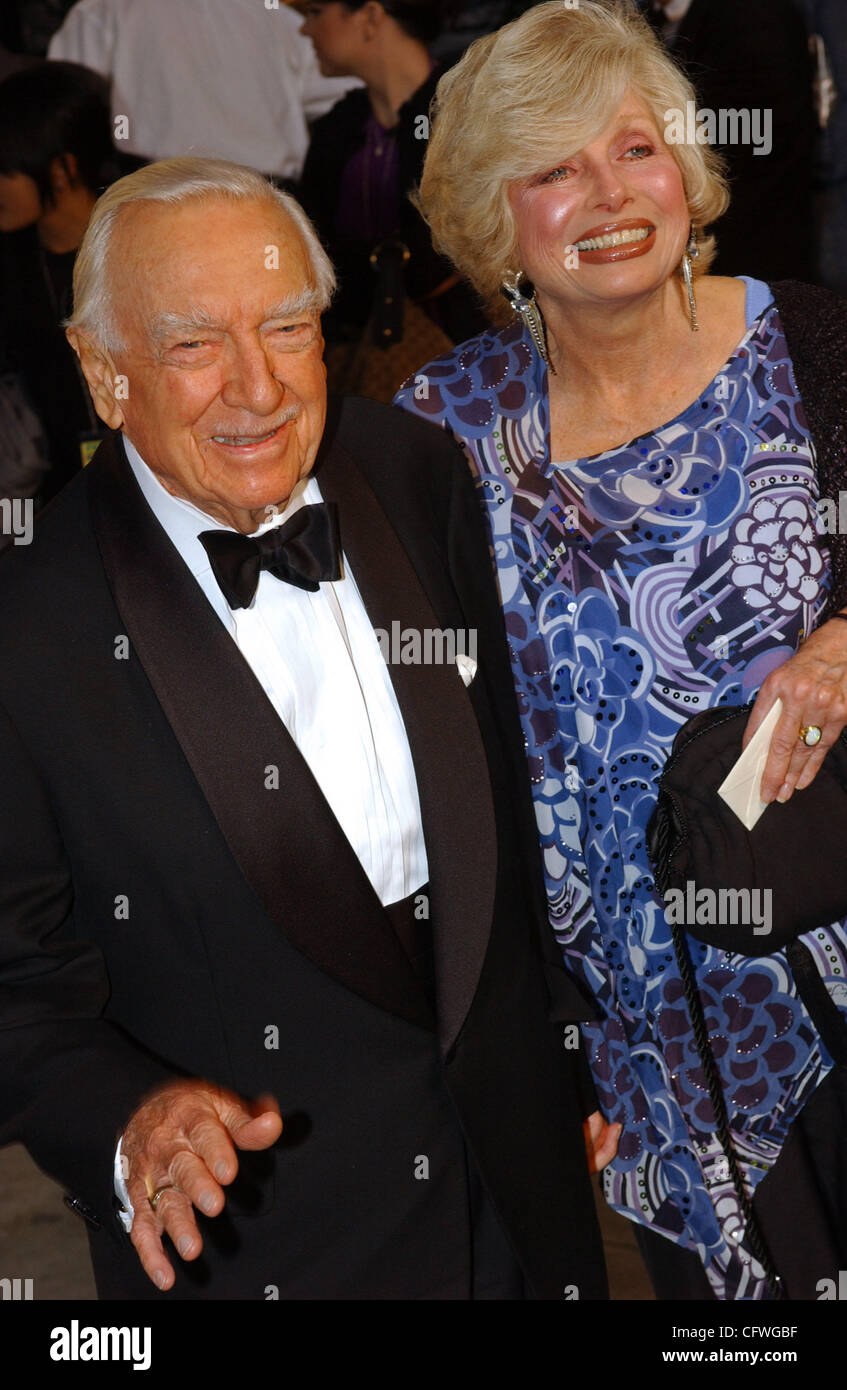 Feb 25, 2007 - West Hollywood, CA, USA - WALTER CRONKITE and Mrs ...