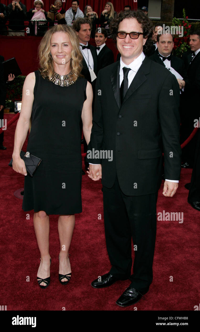 Feb 25, 2007 - Los Angeles, CA, USA - ELIZABETH SHUE and husband ...