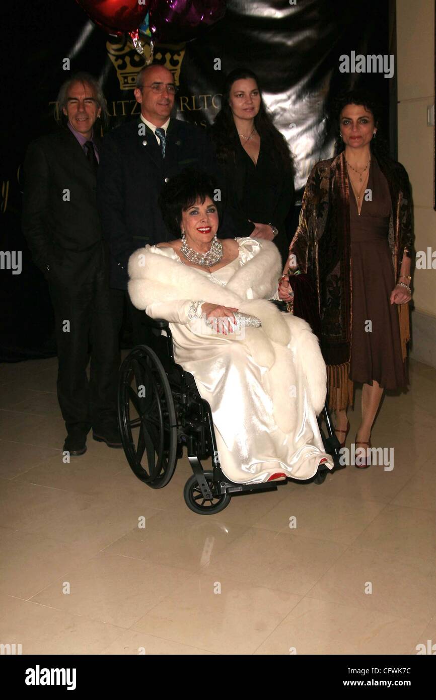 Christopher wilding hi-res stock photography and images - Alamy