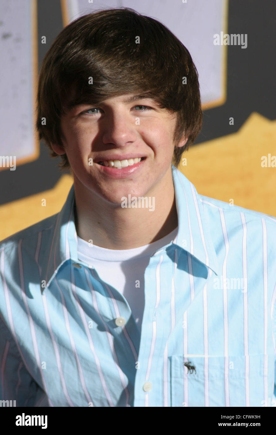 (C)Stargaze Media Photos Photo By Scott Weiner Bubba Lewis attends the ...