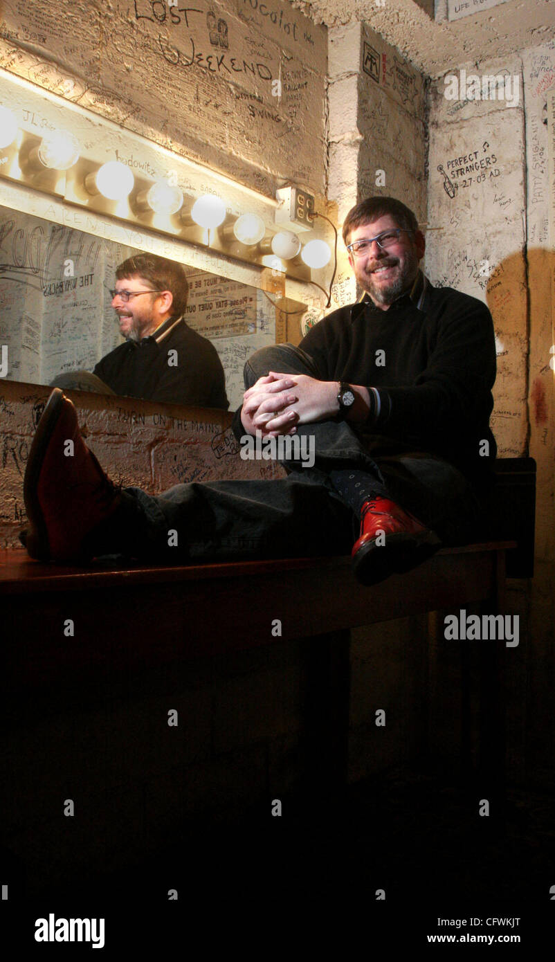 Live salvage hi-res stock photography and images - Alamy