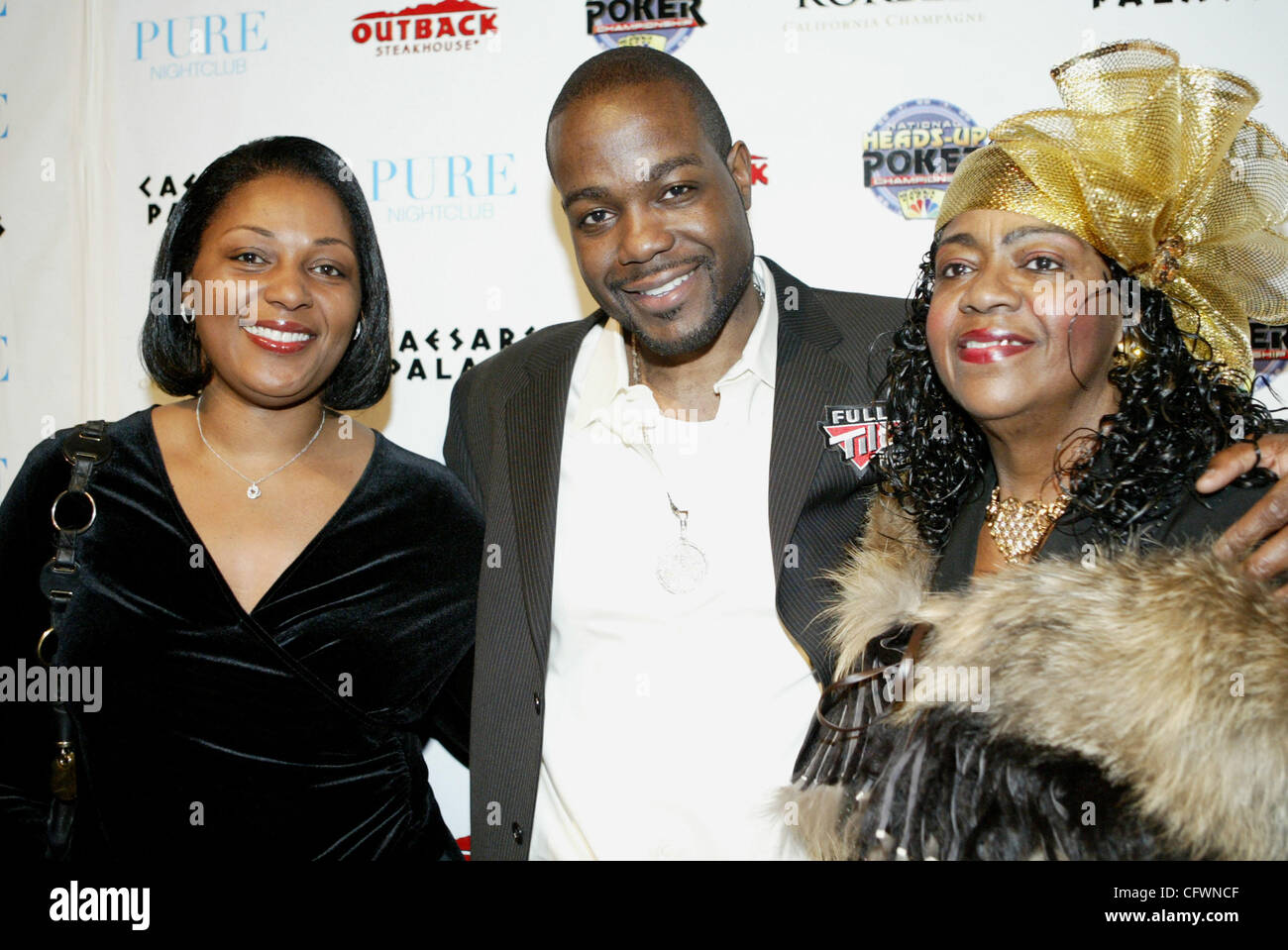 03-01-2007 PAUL DARDEN ( wife Left) & Mother@ Caesars Palace Hotel ...