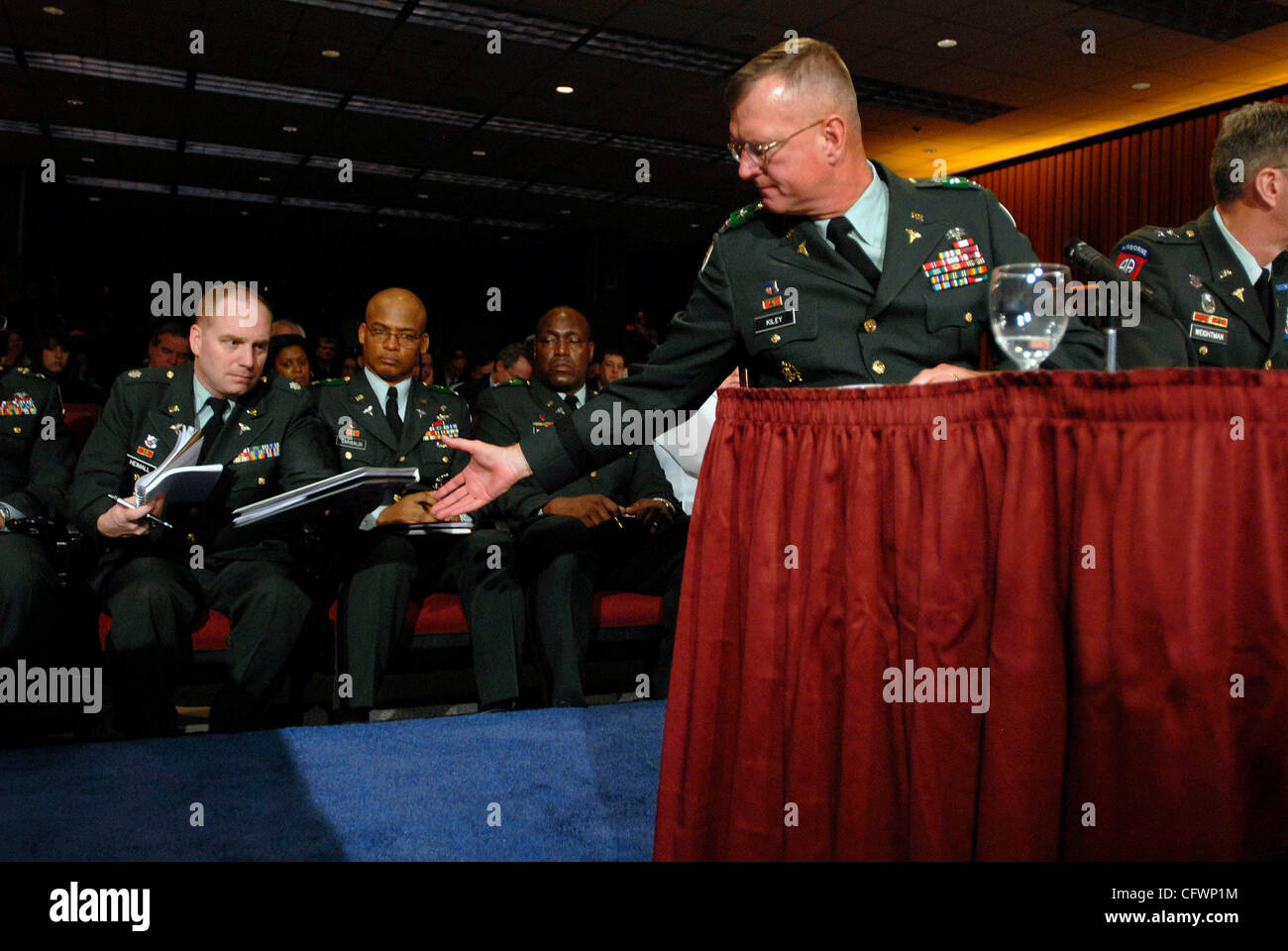 Us army surgeon hi-res stock photography and images - Alamy