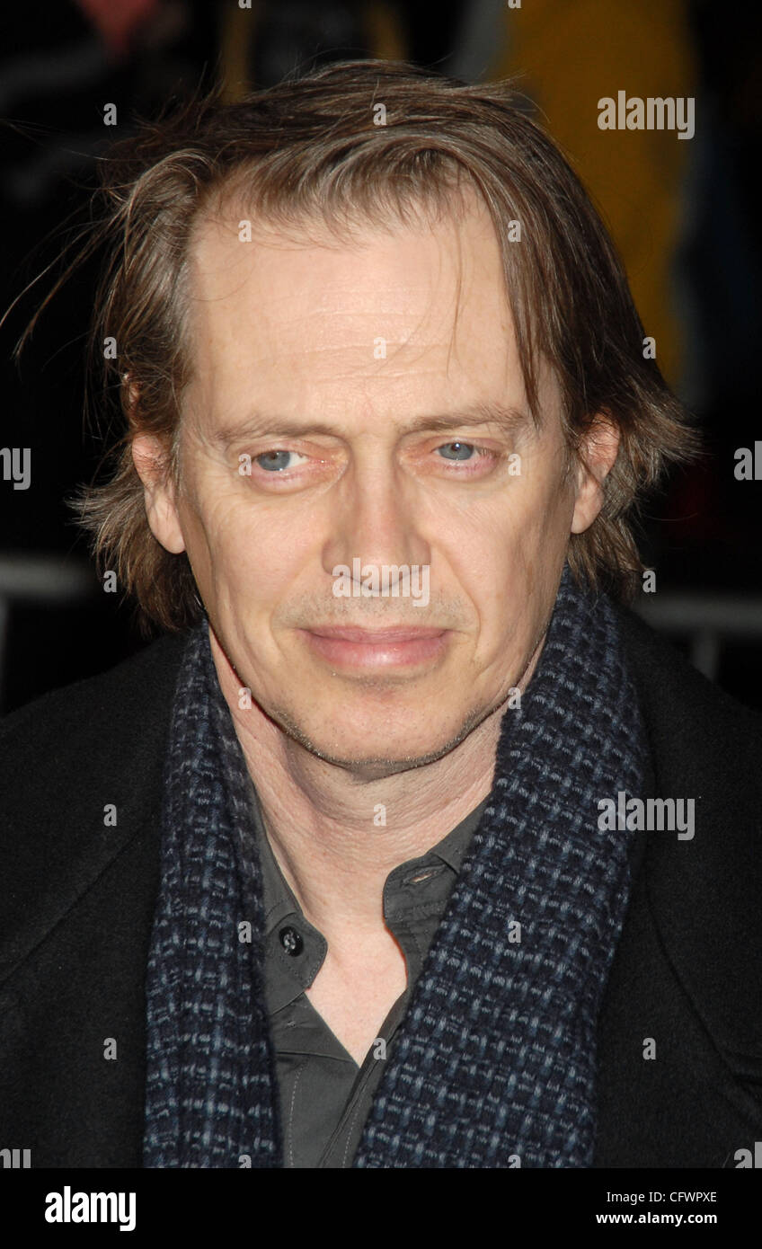 Steve buscemi new york premiere hi-res stock photography and images - Alamy