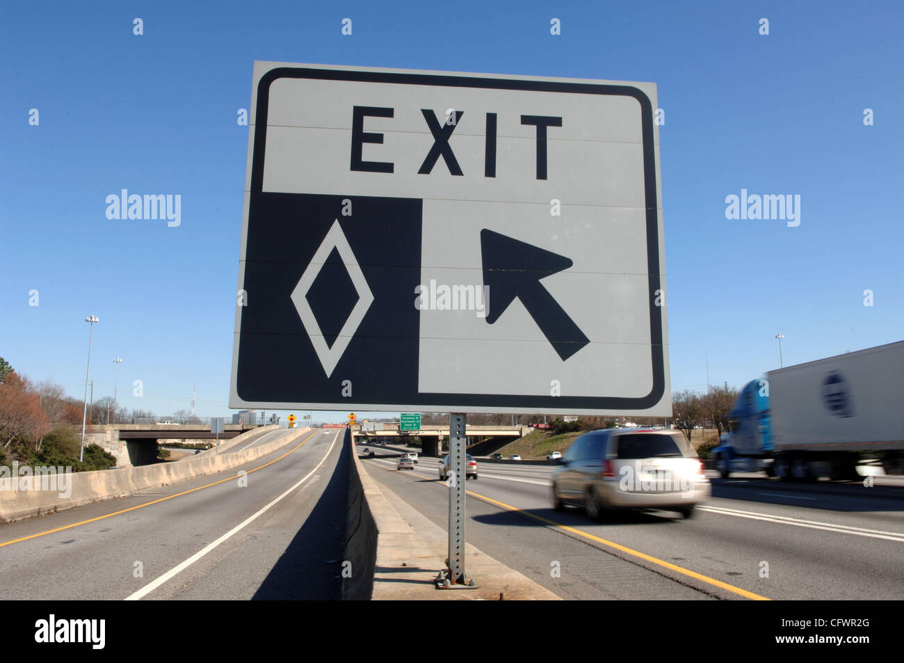 unusual HOV exit ramp in Atlanta that critics and NTSB officials say is ...