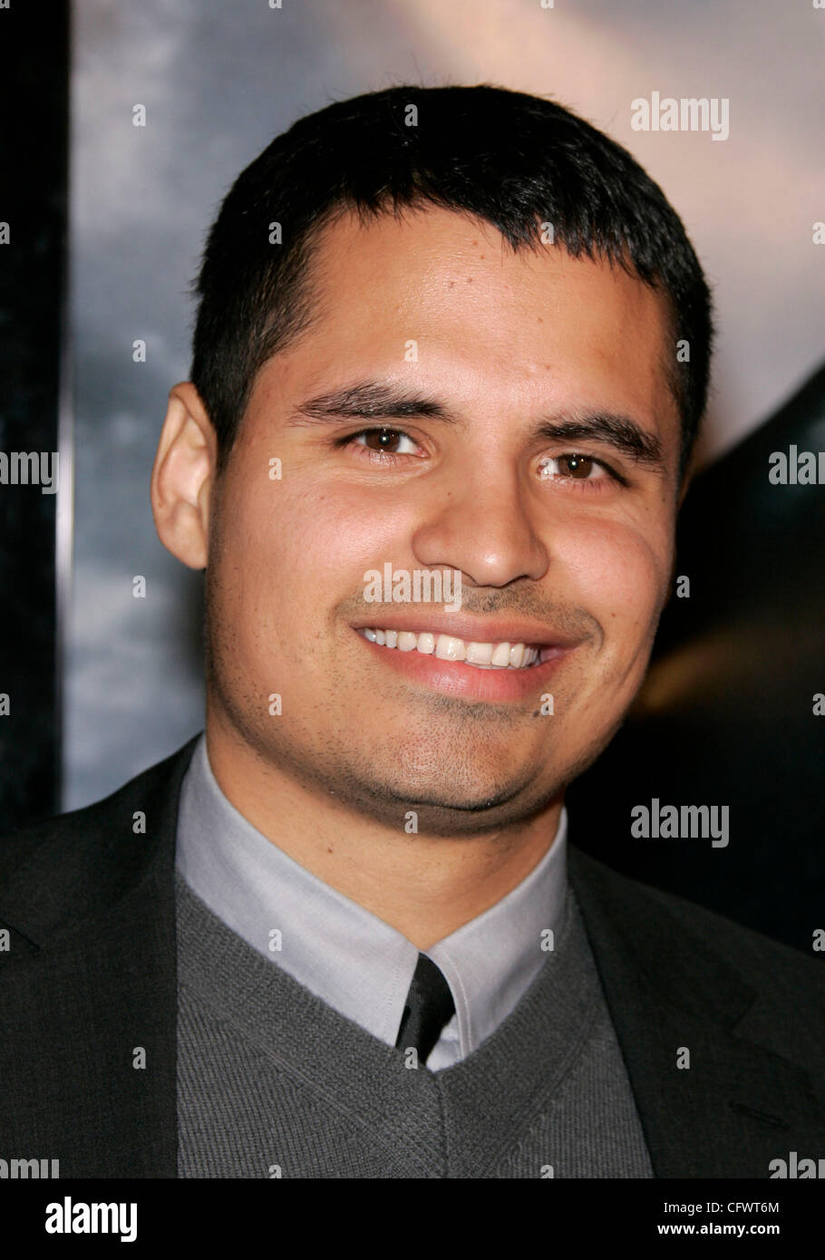 Michael Pena Rhona Mitra Shooter
