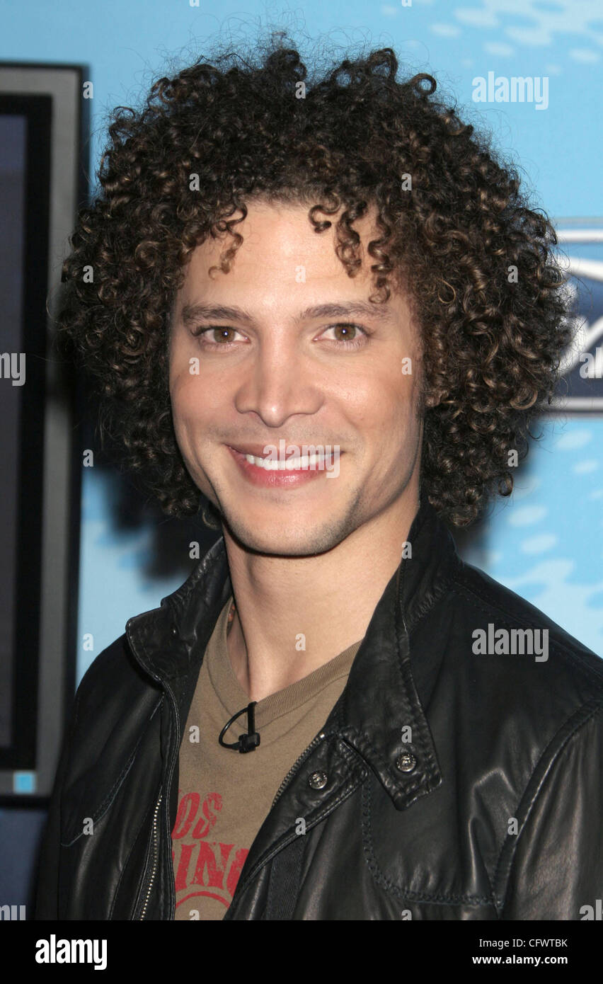 Mar 08, 2007; Hollywood, California, USA; Singer JUSTIN GUARINI at the ...