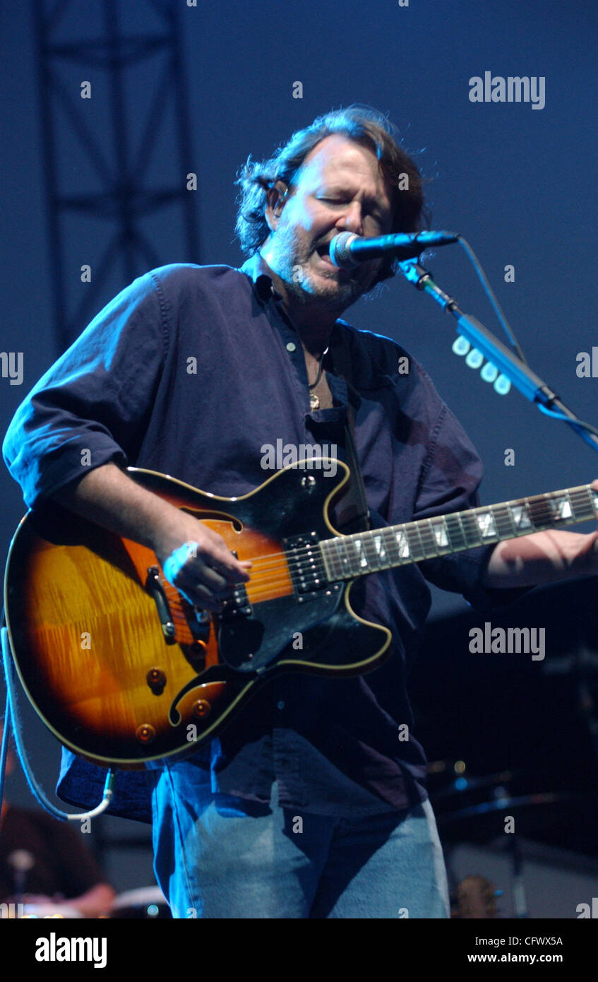 John bell widespread panic hi-res stock photography and images - Alamy