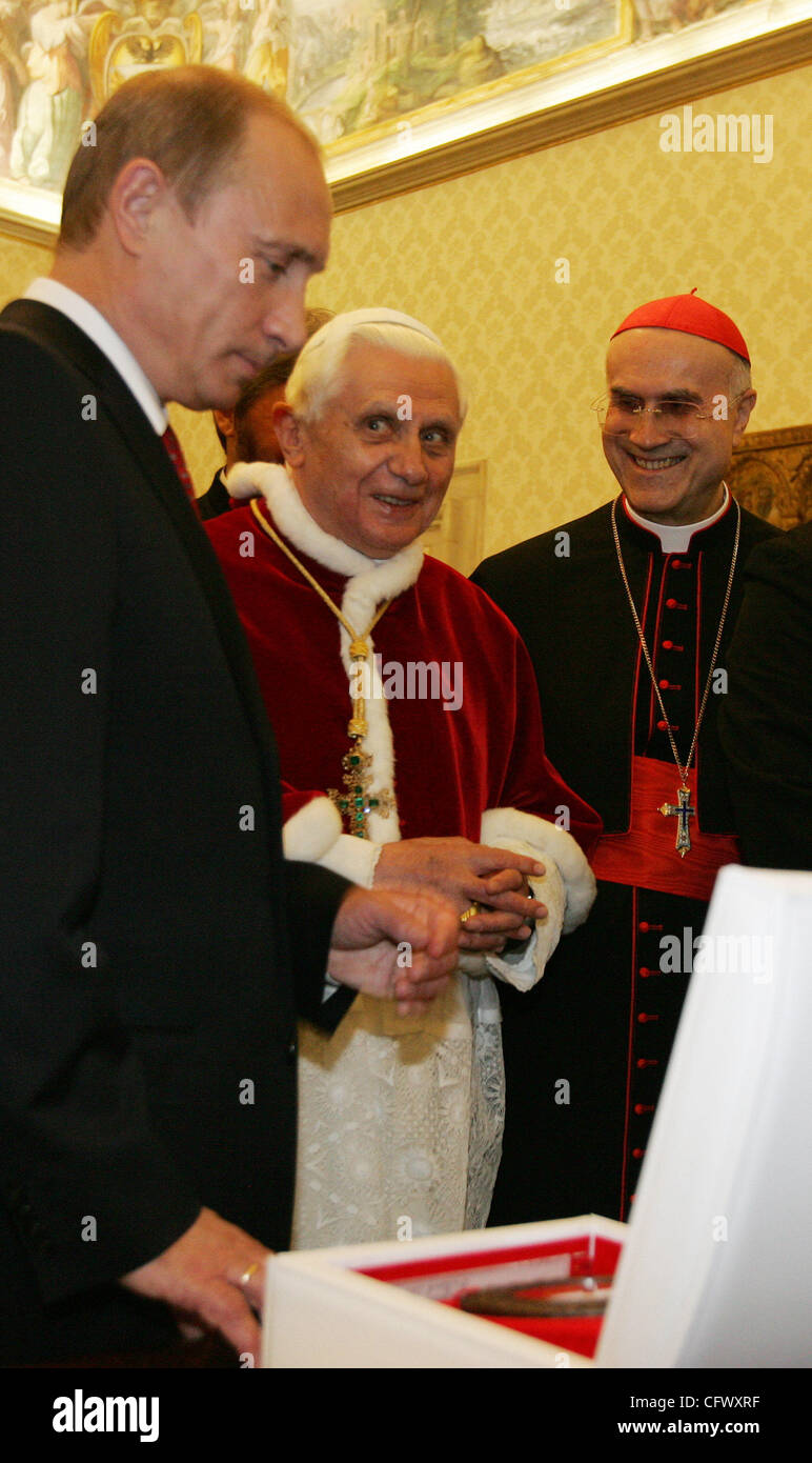 Vladimir Putin and Pope Benedict 16th. Russian president Putin visited ...