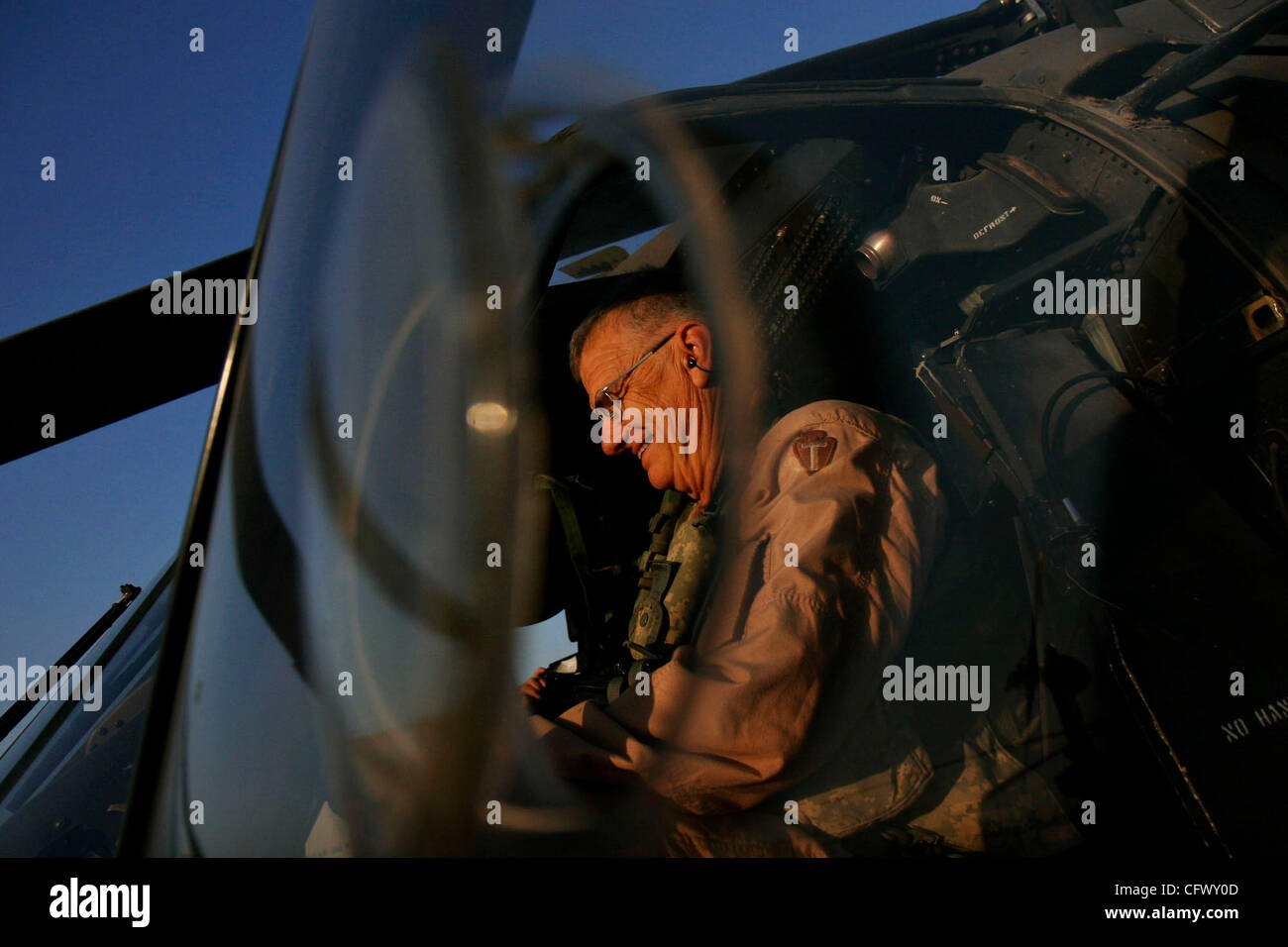 Chief flying hawk hi-res stock photography and images - Alamy