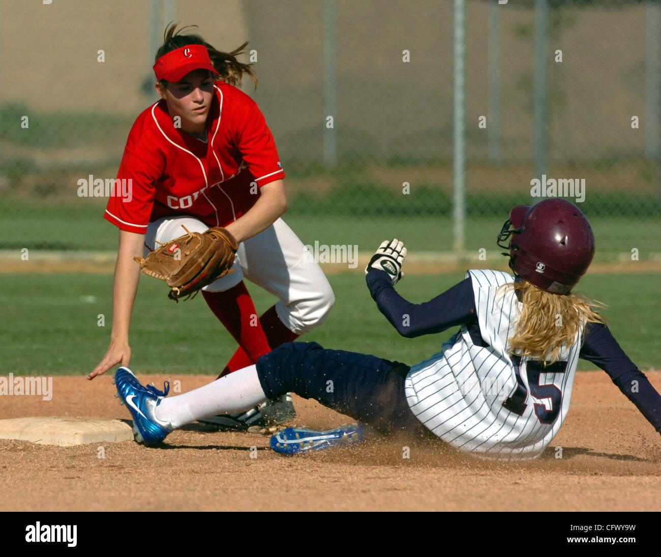 Safe at second hi-res stock photography and images - Alamy